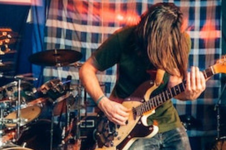 Gibson Grabber vs. Ripper - Comparison - Musiicz